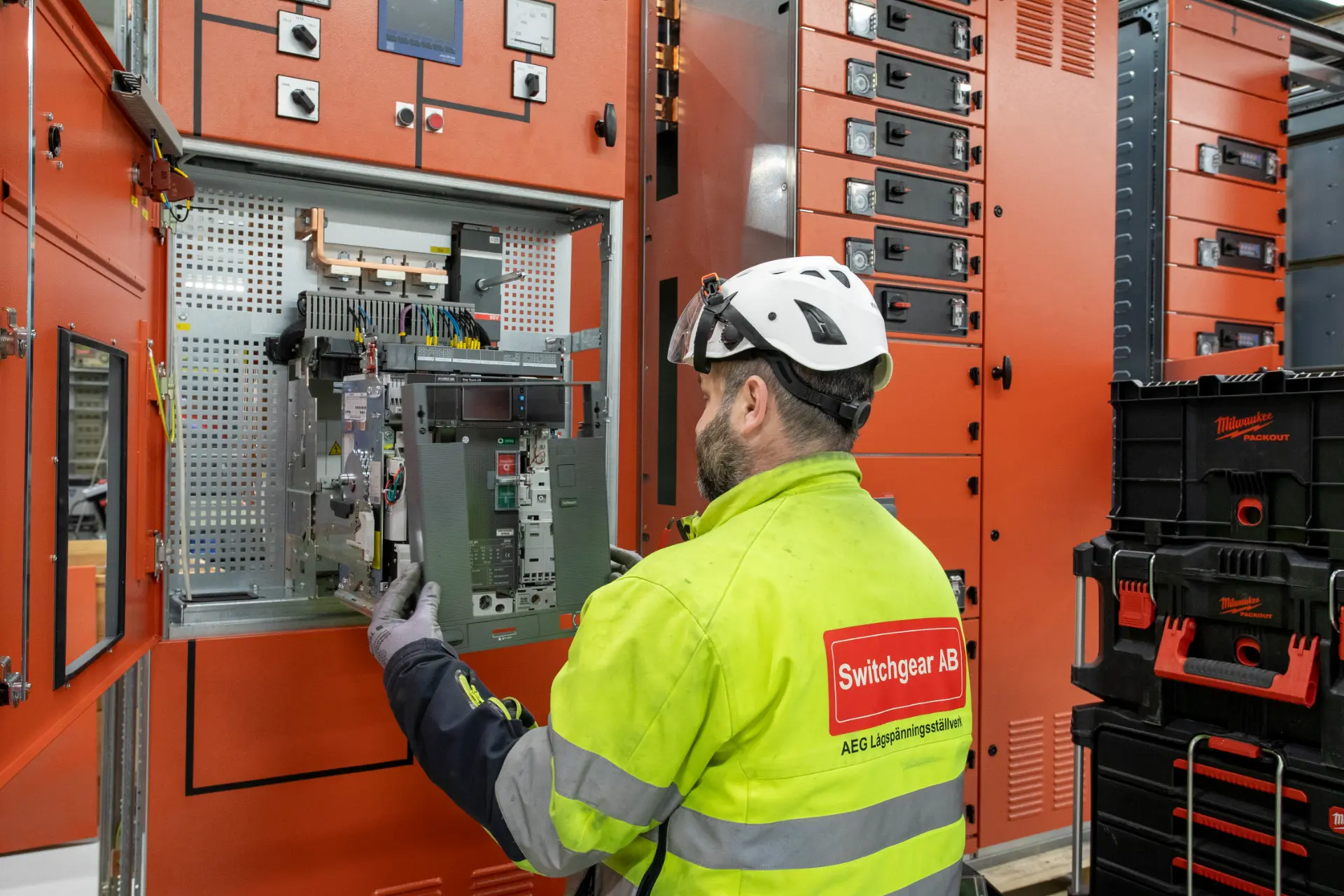 SV18 – SWITCHGEAR AB